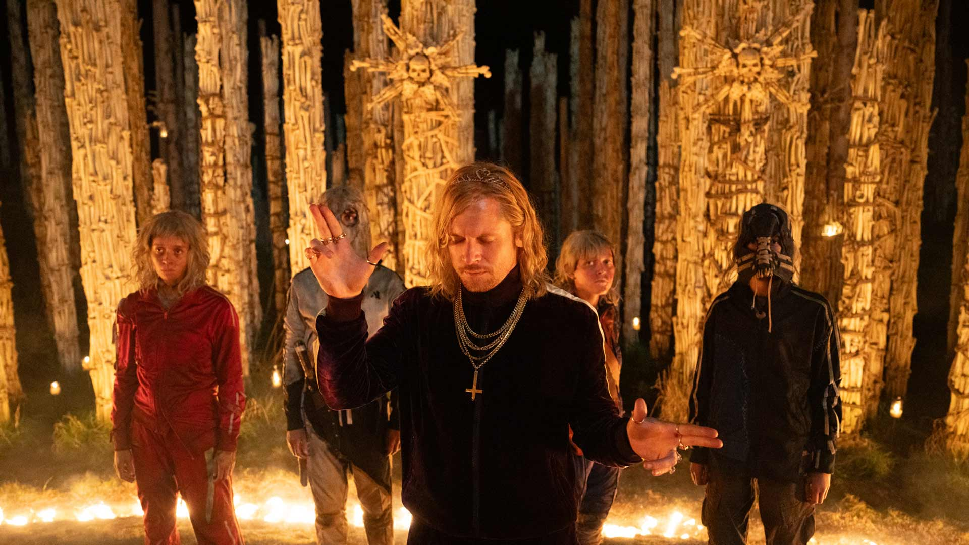 Movie Review: ’28 Years Later: The Bone Temple’ is a Meditative, Funny ...